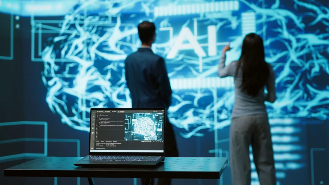 Chinezii dezvoltă un program cu IA care analizează activitatea pe ...