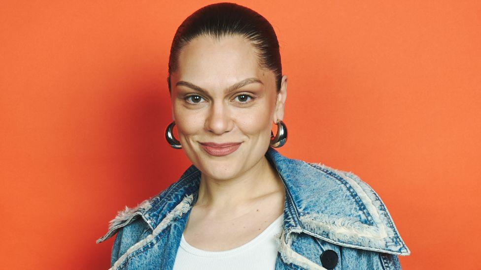 Jessie J a suferit o operație pentru cancer la sân - Stiripesurse.md