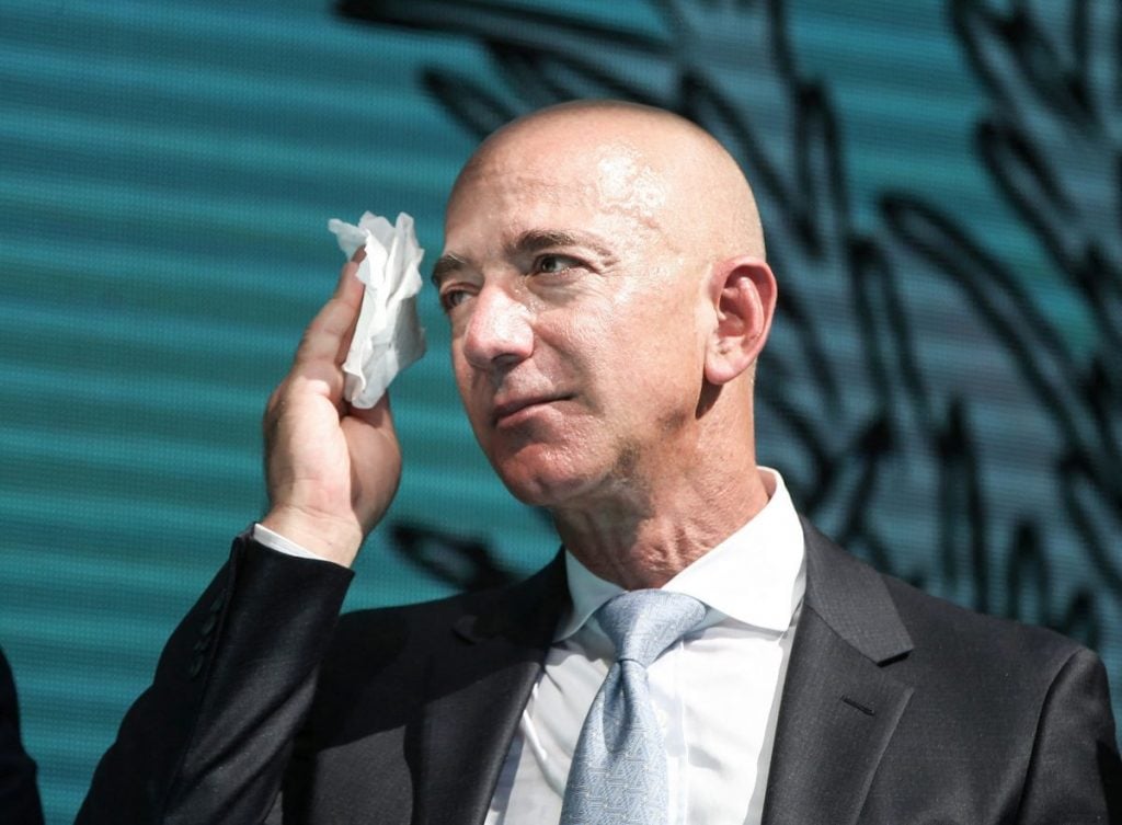 Jeff Bezos a vândut conacul din Seattle pentru suma record de 63 ...