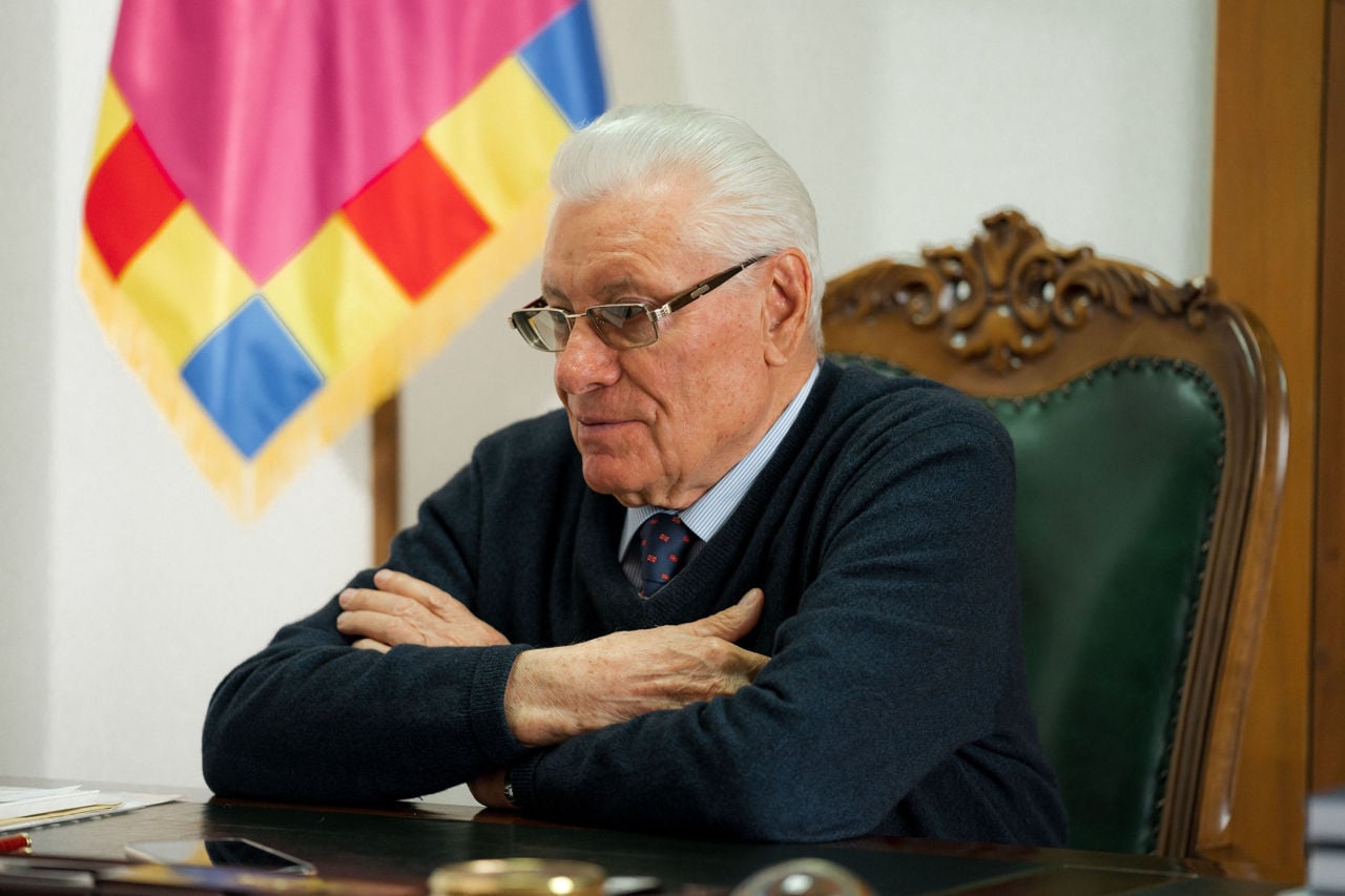 Petru Lucinschi propune introducerea cerințelor pentru candidații la funcția de deputat în ...